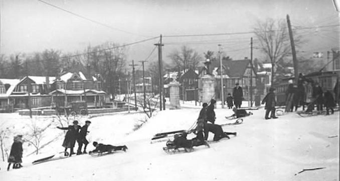 Skiing & Tobogganing Hills in Toronto