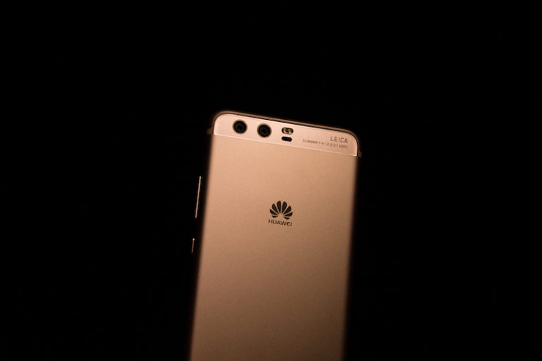 Review of the Huawei P10 smartphone