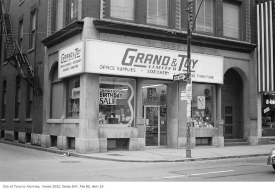 Old Photographs of Toronto Corner Stores and Intersections (1900-1982)
