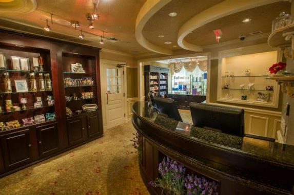 Old Mill Spa – A Touch of England in The Kingsway