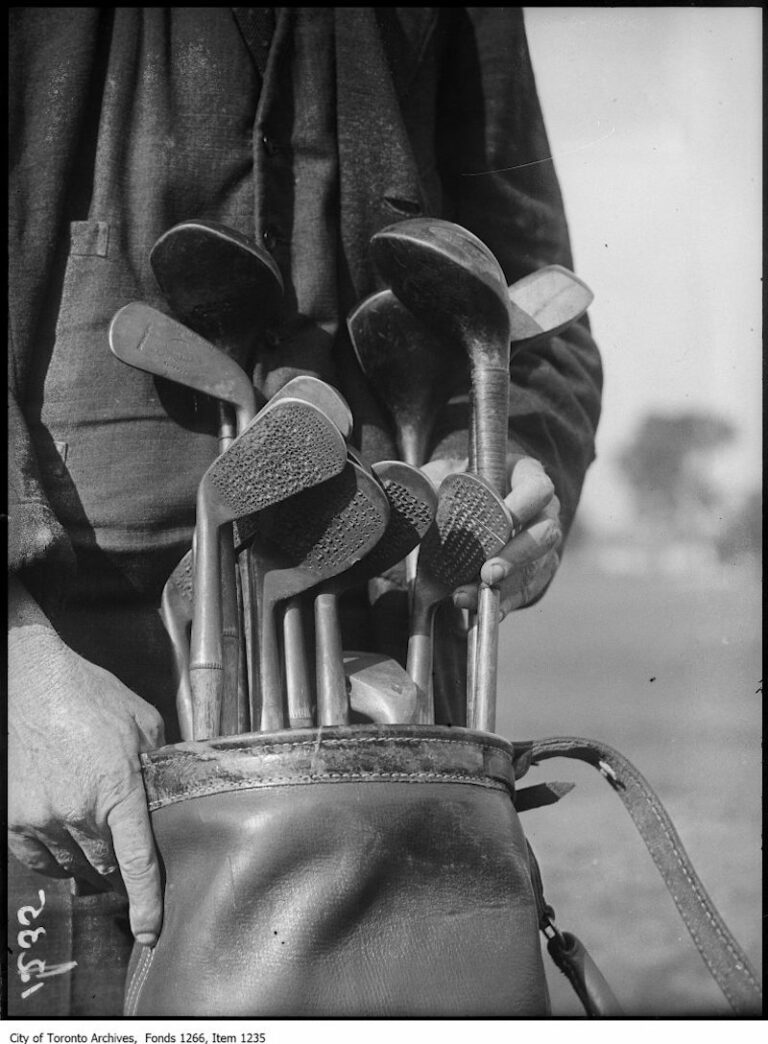 Old Golf Photographs from the City of Toronto Archives