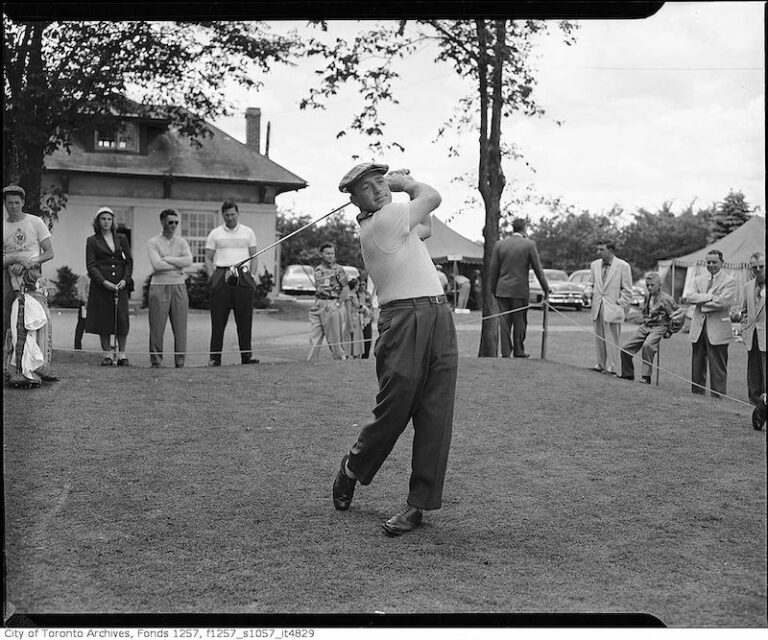 Old Golf Photographs from the City of Toronto Archives