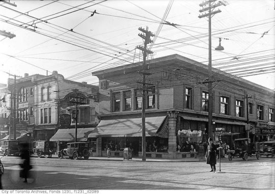 Old photographs of Yonge and Bloor over the years