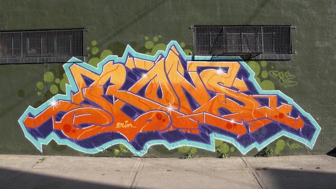 The Evolution of Graffiti in Toronto - Interviews with Jafar and Rons