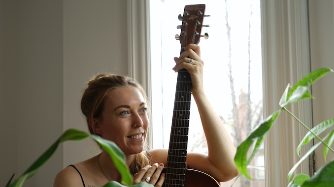 "Five Minutes With" Canadian Singer / Songwriter Reid Zoé