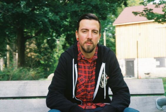 “Five Minutes With” Toronto singer-songwriter, Taylor Simpson