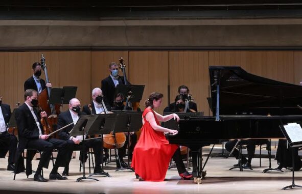 Hewitt Plays Bach & Mozart (TSO Concert Review)