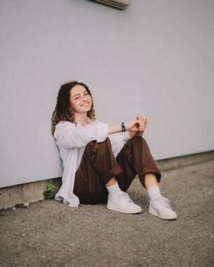 “Five Minutes With” Alternative Soul/RnB singer-songwriter, Avery Raquel