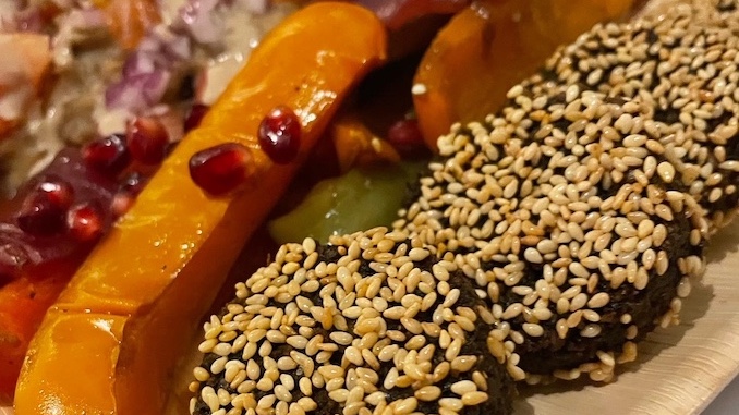 Papyrus invites us to eat like an Egyptian