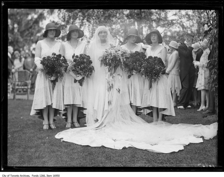 Old Photographs of Weddings in Toronto (1908-1957)