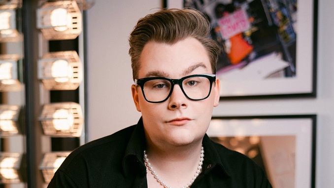 Tragedy Plus Time: Toronto-based Comedian Tom Hearn